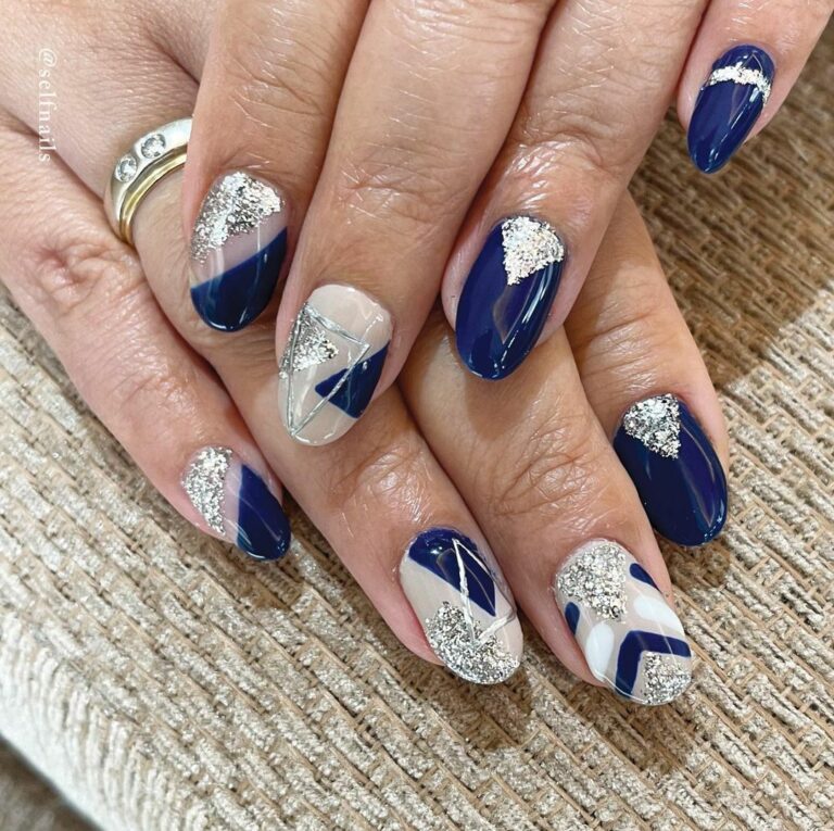 37 Stunning Blue And Silver Nail Designs To Try - Nail Designs Daily